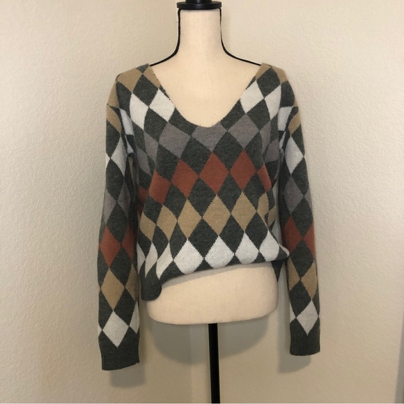 Sweaters | Cozy Checkered Knit Vneck Sweater Size Small | Poshmark